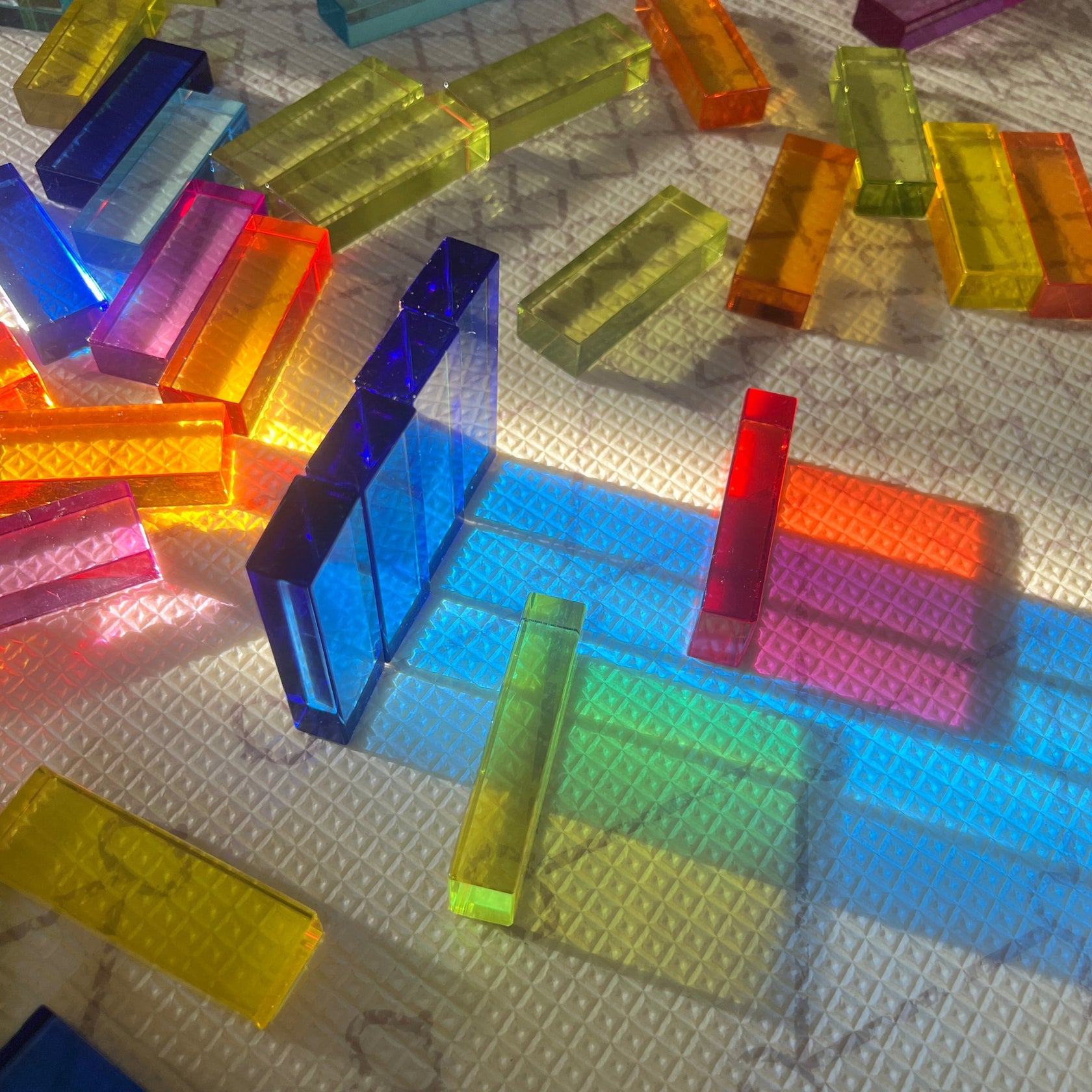 Newton's Tower – CMY Cubes